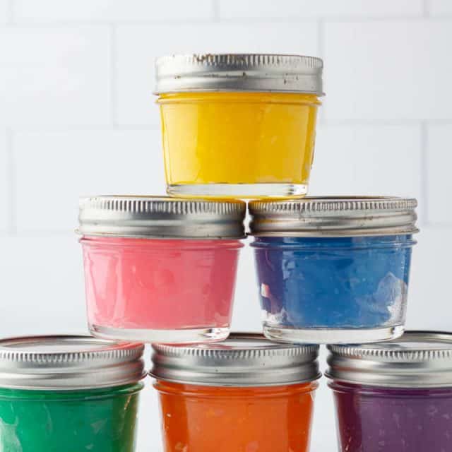 How to Make Homemade Finger Paint • MidgetMomma