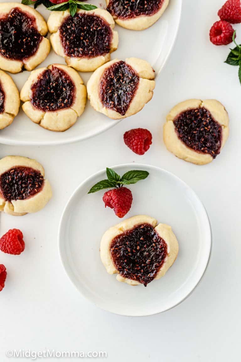 Raspberry Thumbprint Cookies homemade christmas cookie