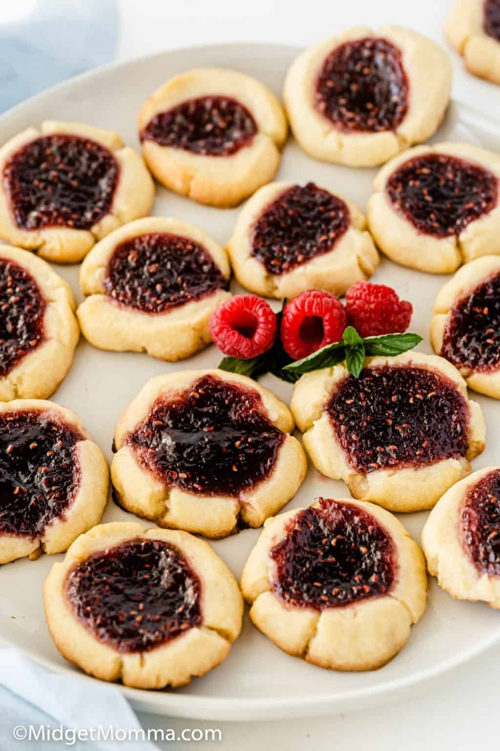 Raspberry Thumbprint Cookies homemade christmas cookie