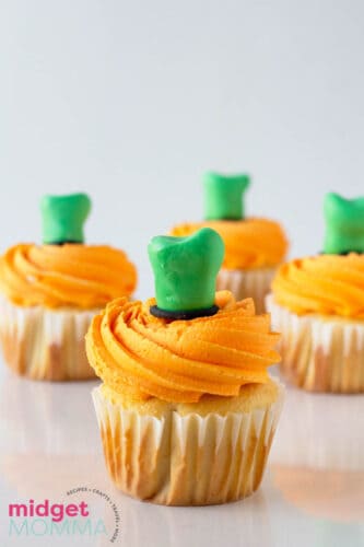 Goofy's Hat Cupcakes • MidgetMomma