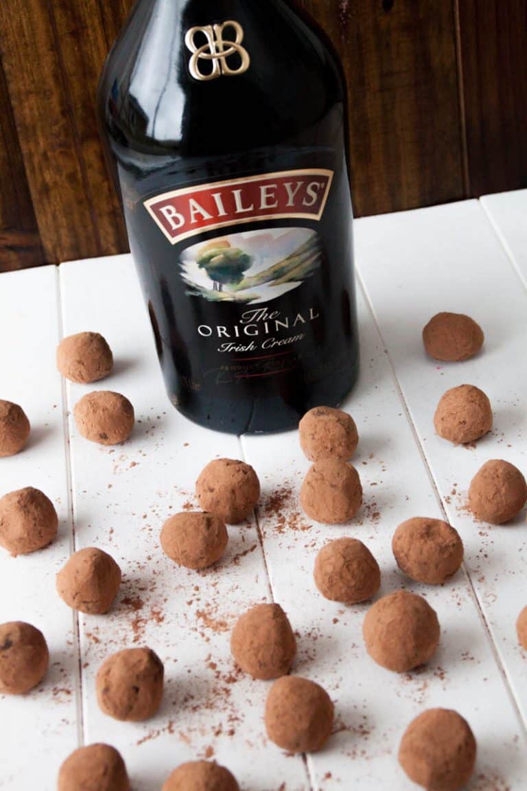 Bailey's Irish Cream Coffee Truffles • MidgetMomma