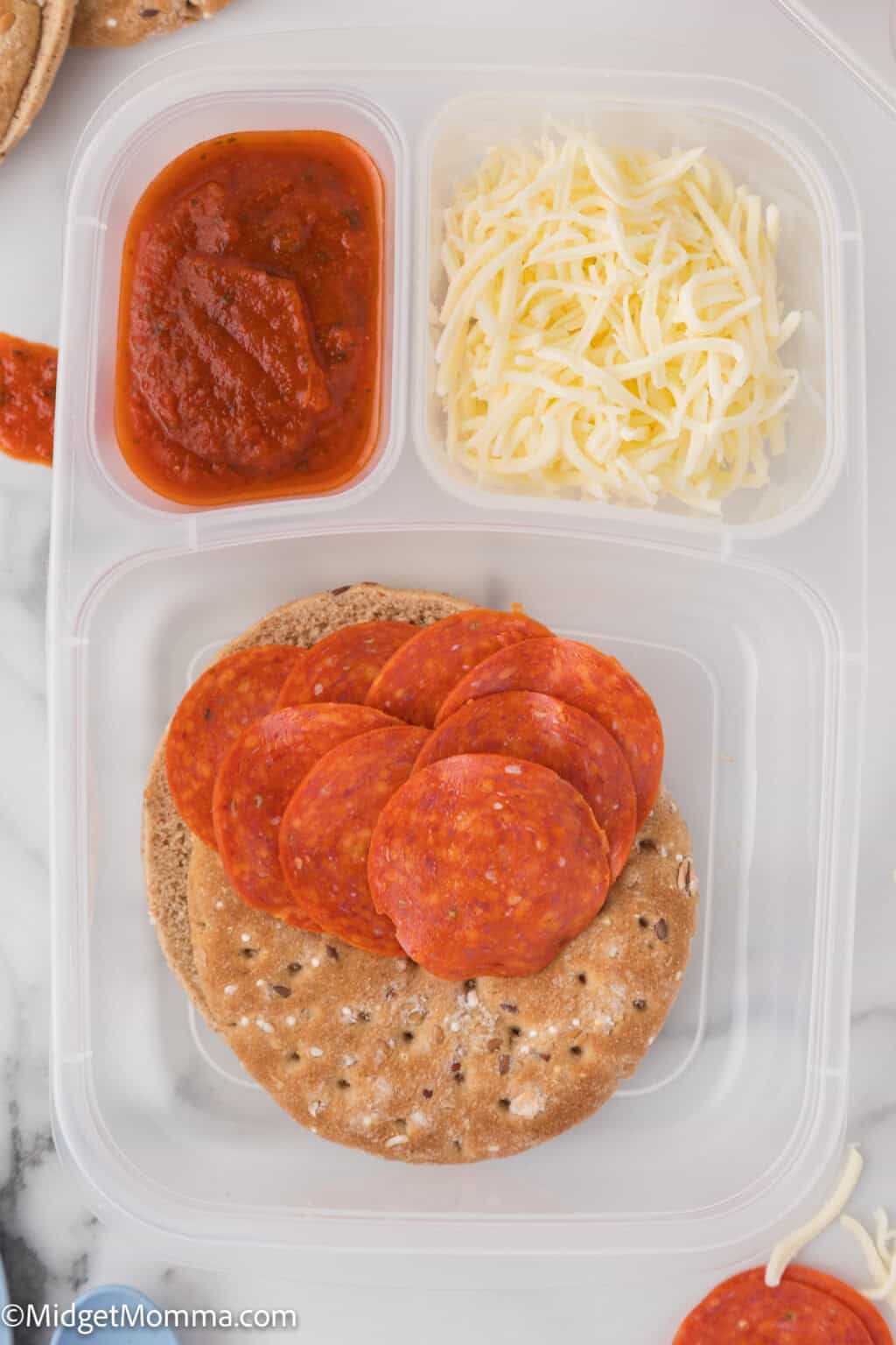 How to Make Homemade Lunchables Pizza • MidgetMomma