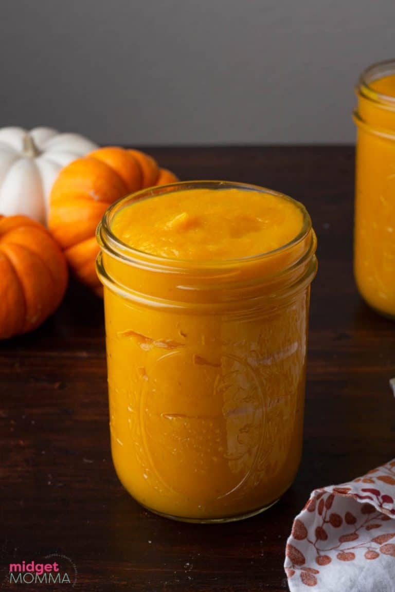 Super Easy Homemade Pumpkin Puree (Step by Step Directions!)