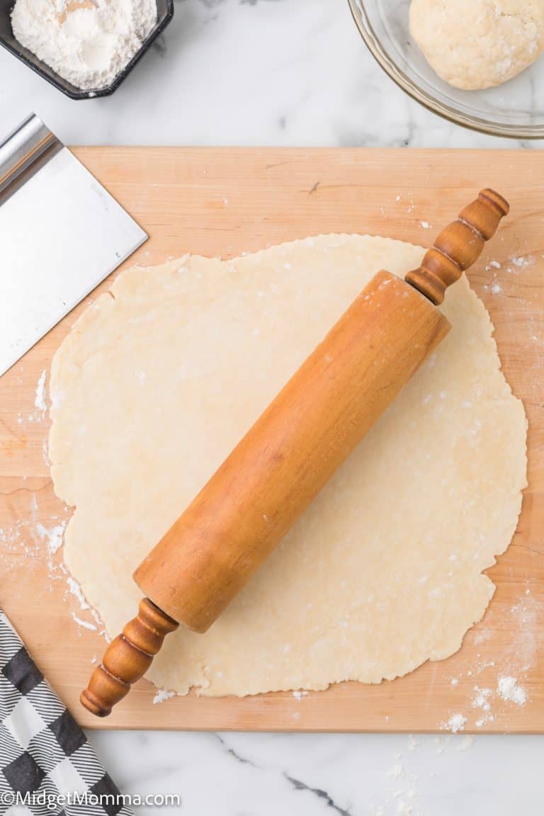 How to Make a Pie Crust (Homemade Pie Crust Directions)