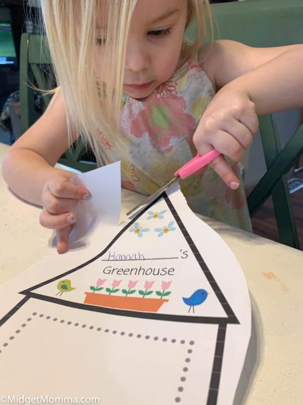 DIY Sandwich Bag Green House Kids Activity • MidgetMomma