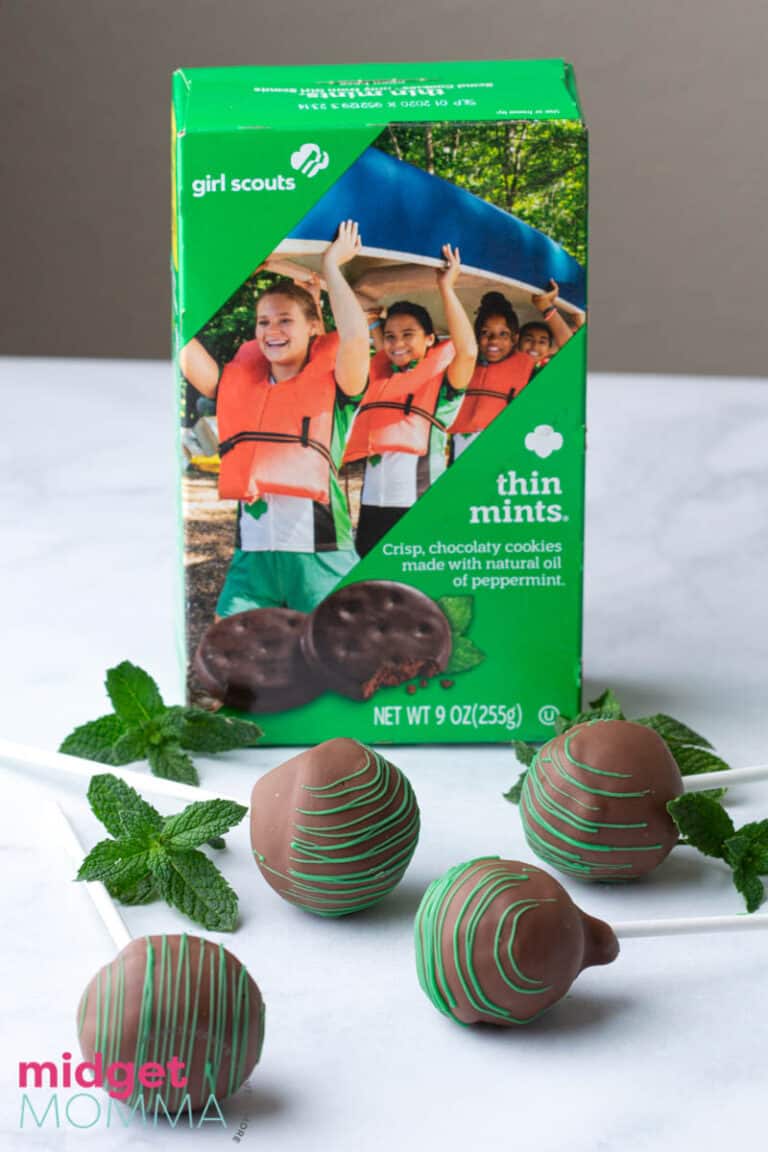 Thin Mint Cookie Pops • MidgetMomma