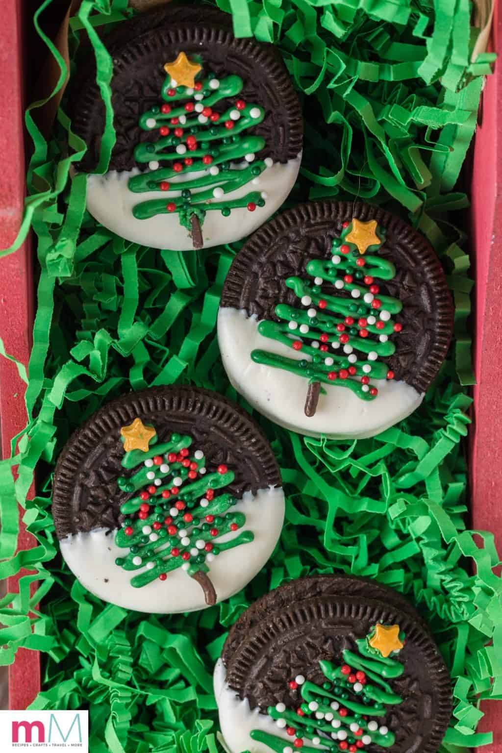 Christmas Tree Oreo Cookies Recipe (Christmas Oreos) • MidgetMomma