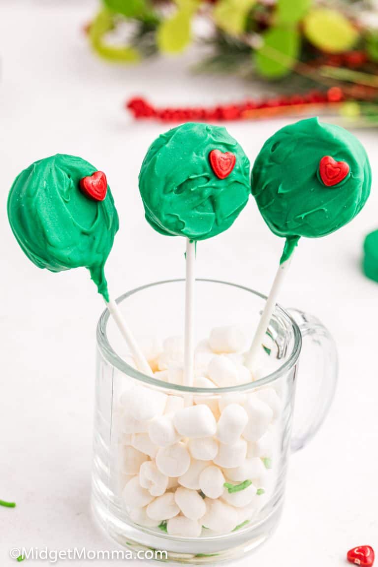 The Grinch Oreo Pops (Christmas Chocolate Covered Oreos)