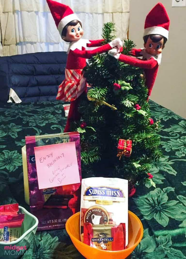 20 5 Minutes or Less Elf on the Shelf Ideas (Photos included!)