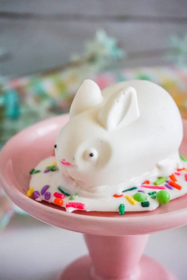 Easter Bunny Hot Chocolate Bombs • MidgetMomma