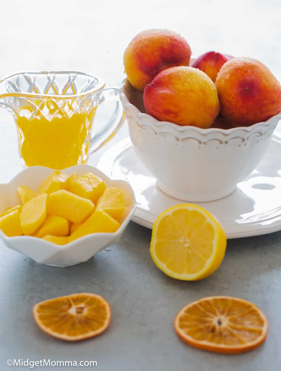 Peach Mango Smoothie Recipe • MidgetMomma