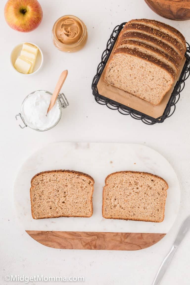 Grilled Peanut Butter and Marshmallow Fluff Sandwich • MidgetMomma