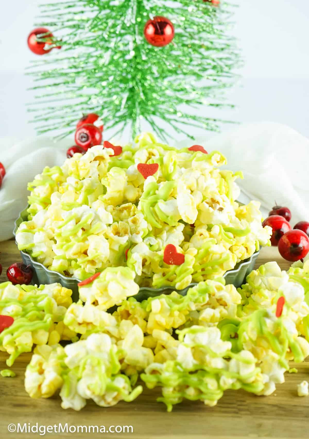 Christmas Grinch Popcorn Recipe • MidgetMomma