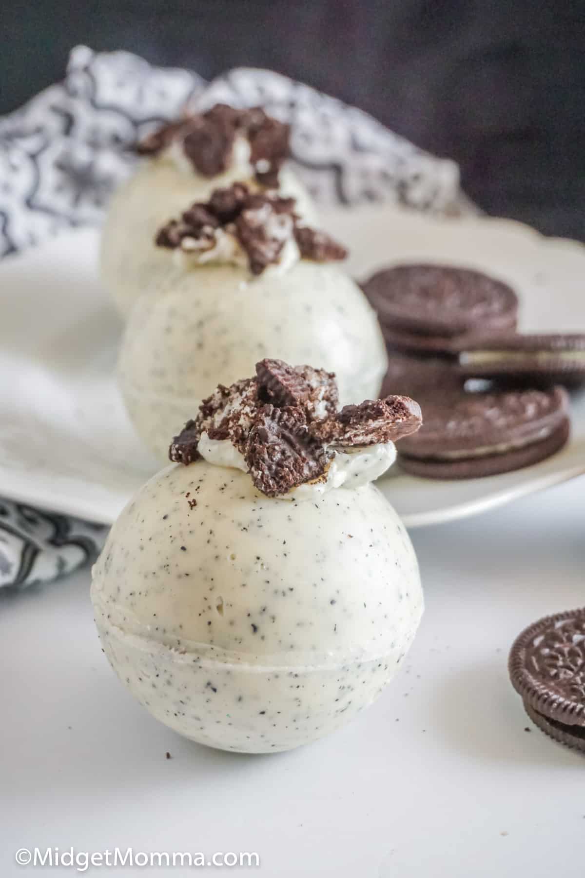 Oreo Hot Chocolate Bombs • MidgetMomma