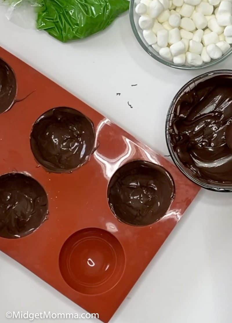 Mint Hot Chocolate Bombs • MidgetMomma