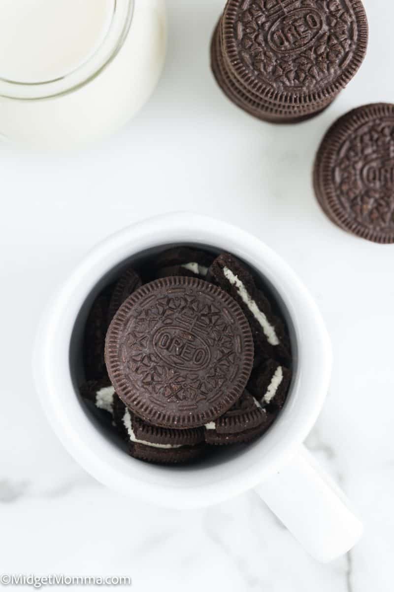 Microwave Oreo Mug Cake Recipe • MidgetMomma