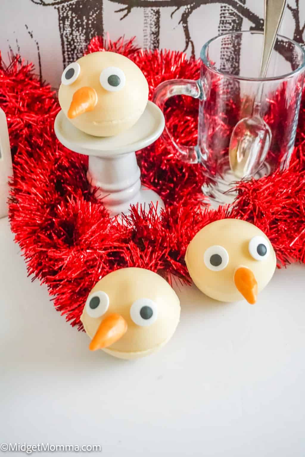 Snowman Hot Chocolate Bombs Recipe • MidgetMomma