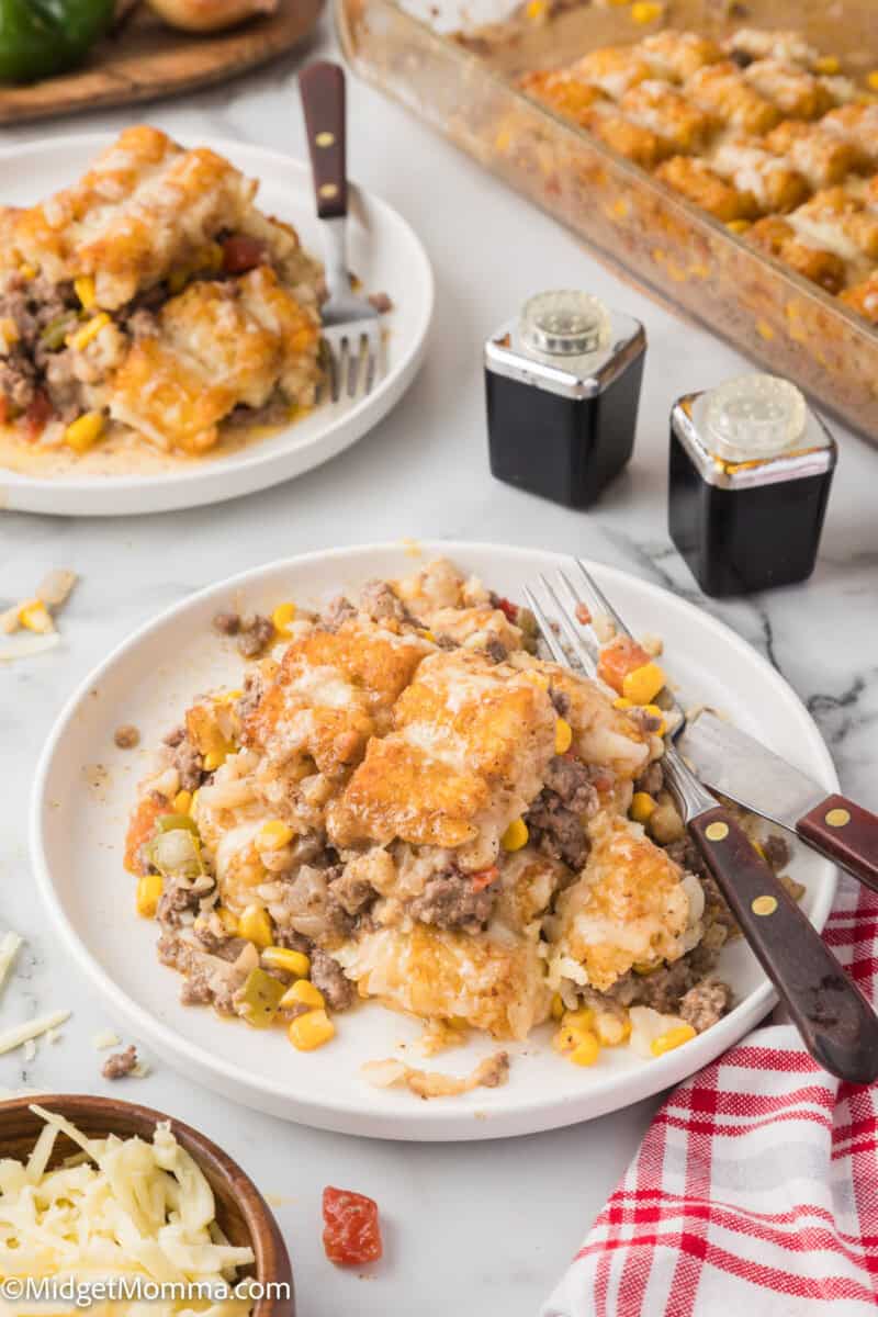 Cowboy Casserole Recipe (Cowboy Tater Tot Casserole) • MidgetMomma