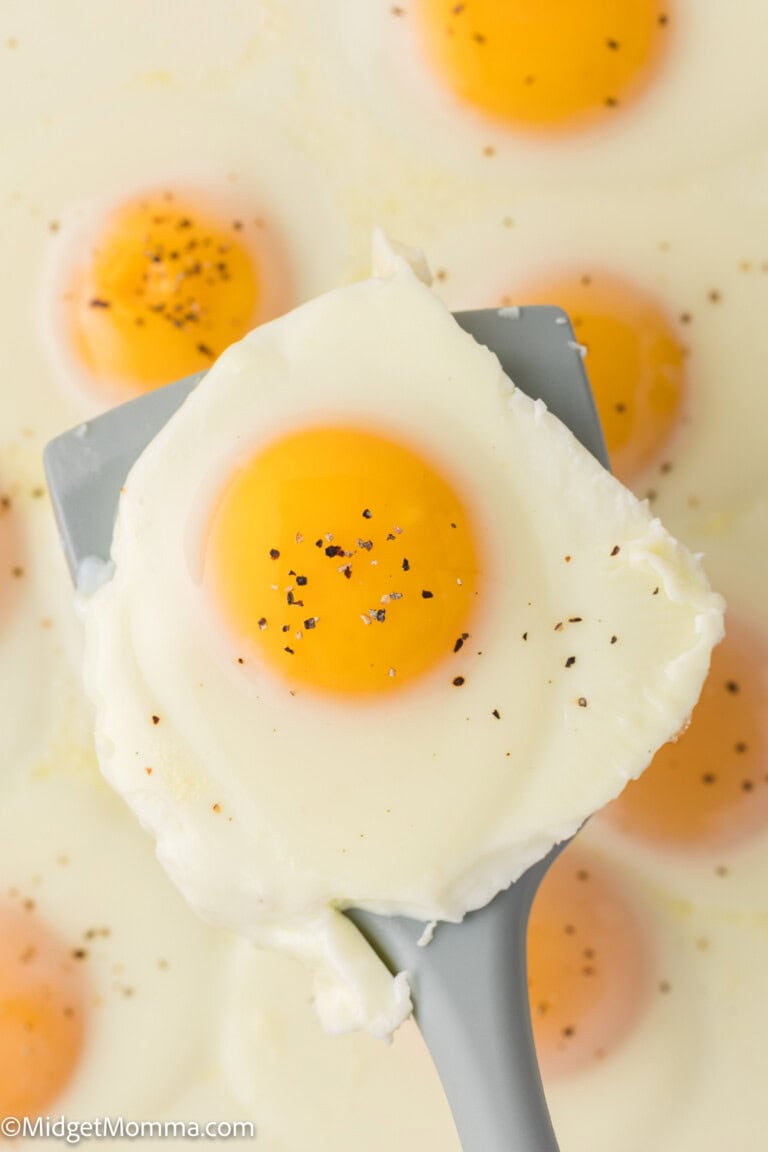 Sheet Pan Fried Eggs Recipe (Sunny Side Up Baked Eggs) • MidgetMomma