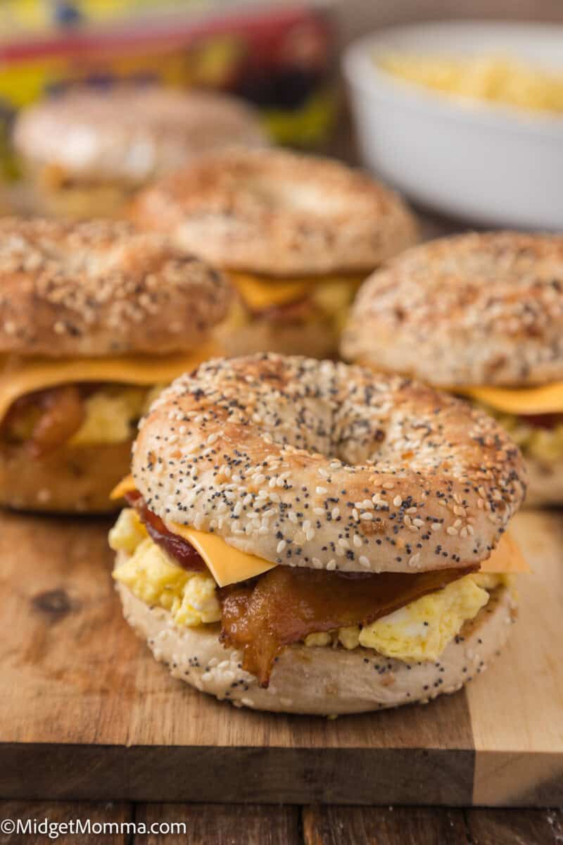 Bagel Breakfast Sandwich Recipe (Freezer Friendly!) • MidgetMomma